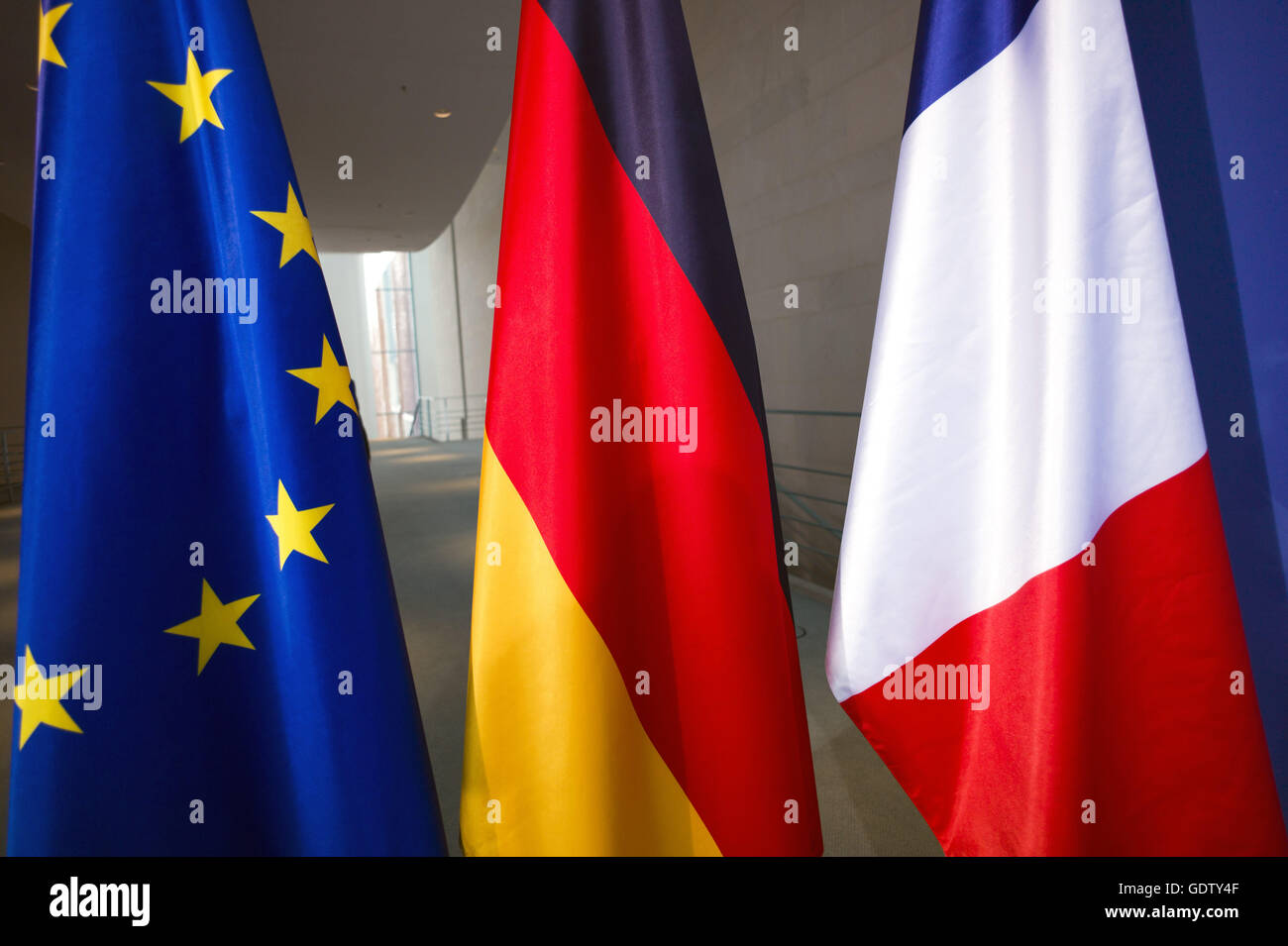 German eu flag hi-res stock photography and images - Alamy