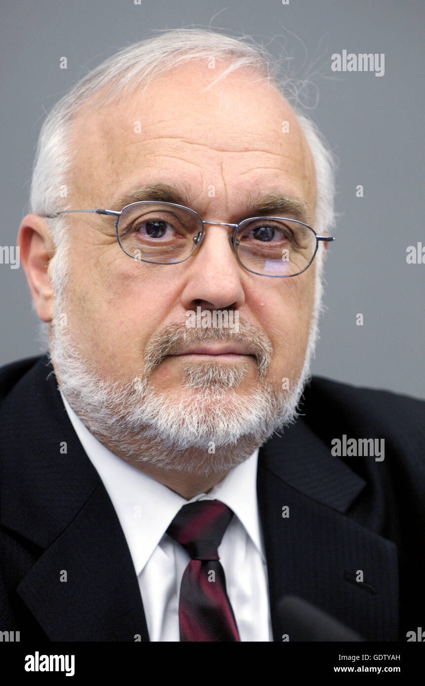 Rabbi abraham hi-res stock photography and images - Alamy