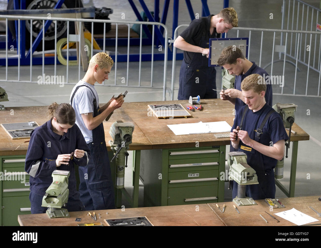 Aviation trainees hi-res stock photography and images - Alamy