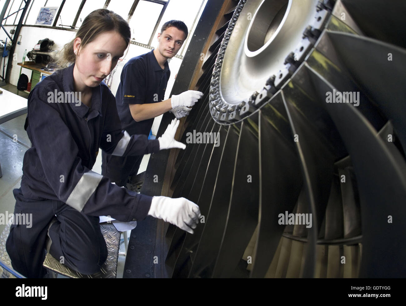 Aircraft mechanic training at a jet engine hi-res stock photography and ...