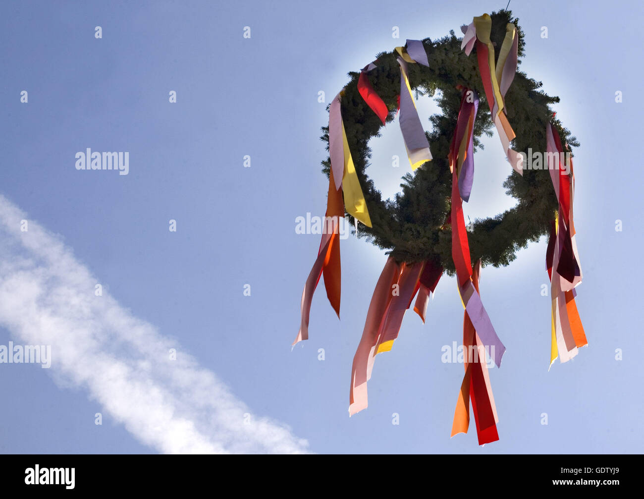 Topping out ceremony with topping out wreath Stock Photo - Alamy