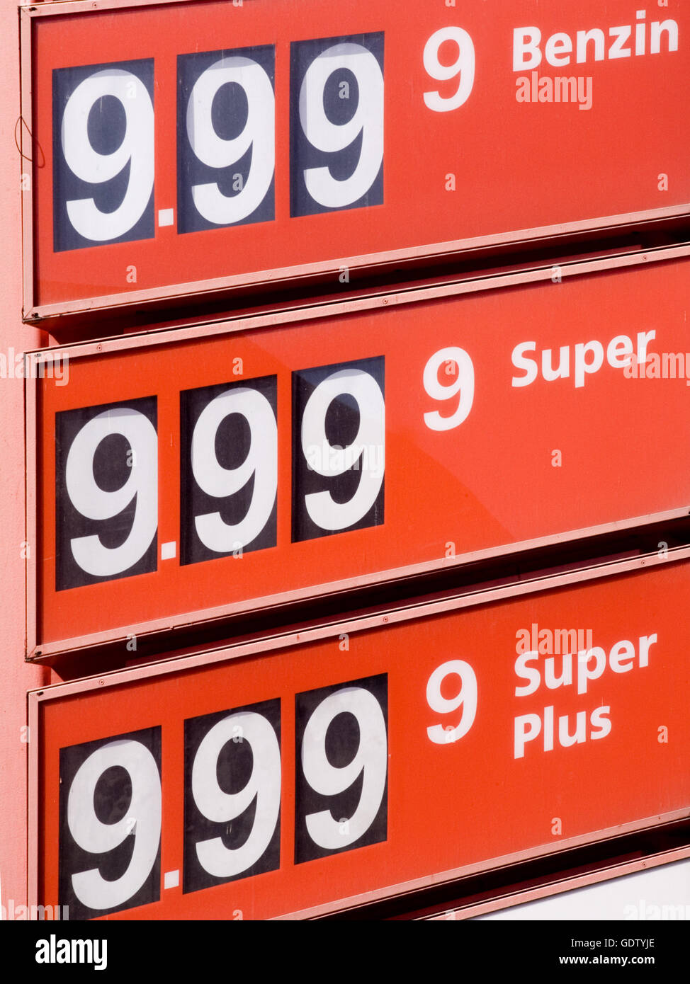 Rising gas hi-res stock photography and images - Alamy