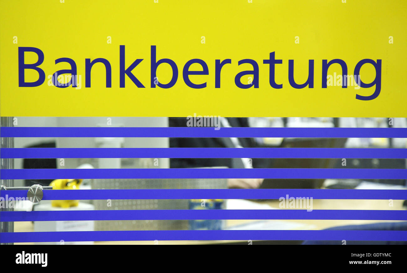 Bank consultancy hi-res stock photography and images - Alamy