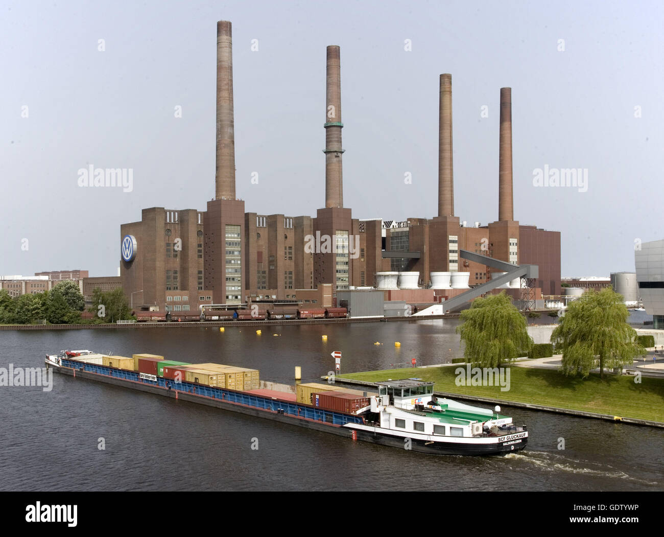 Wolfsburg power station volkswagen hi-res stock photography and images ...