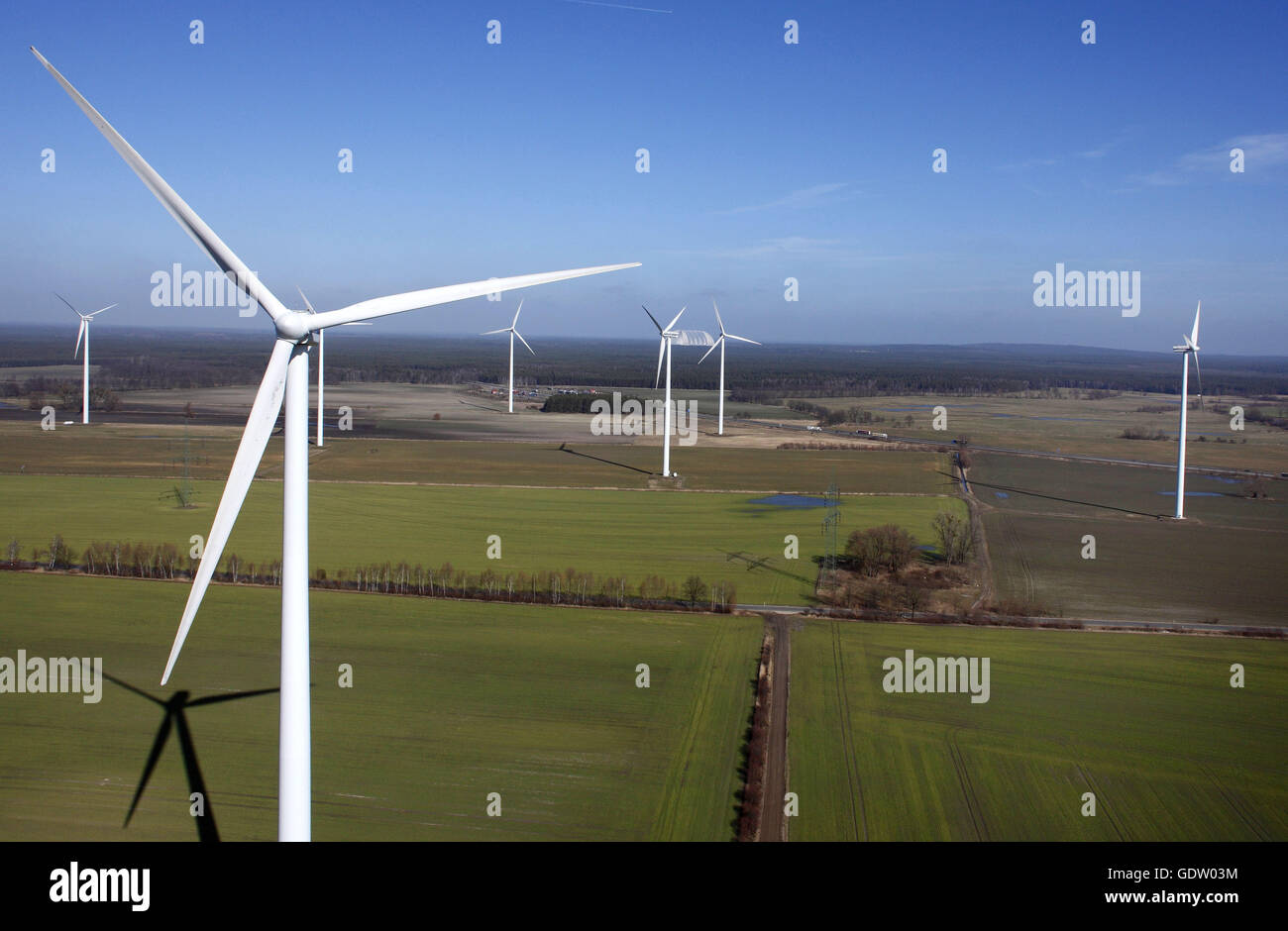 Energy grid expansion hi-res stock photography and images - Alamy