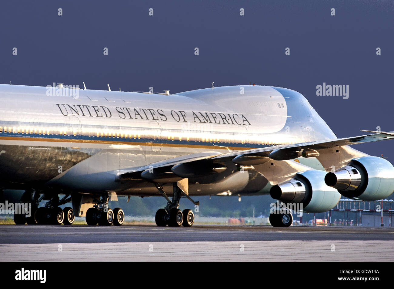 Air force one aircraft hi-res stock photography and images - Alamy
