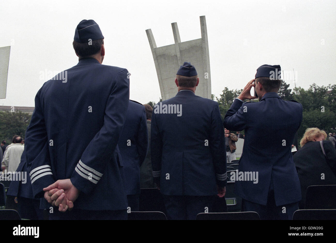 Allied soldiers hi-res stock photography and images - Alamy