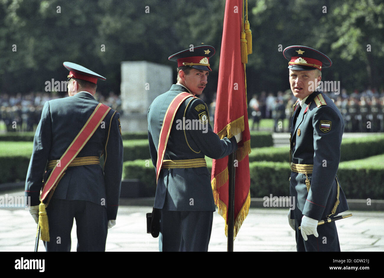 Russian soldiers hi-res stock photography and images - Alamy