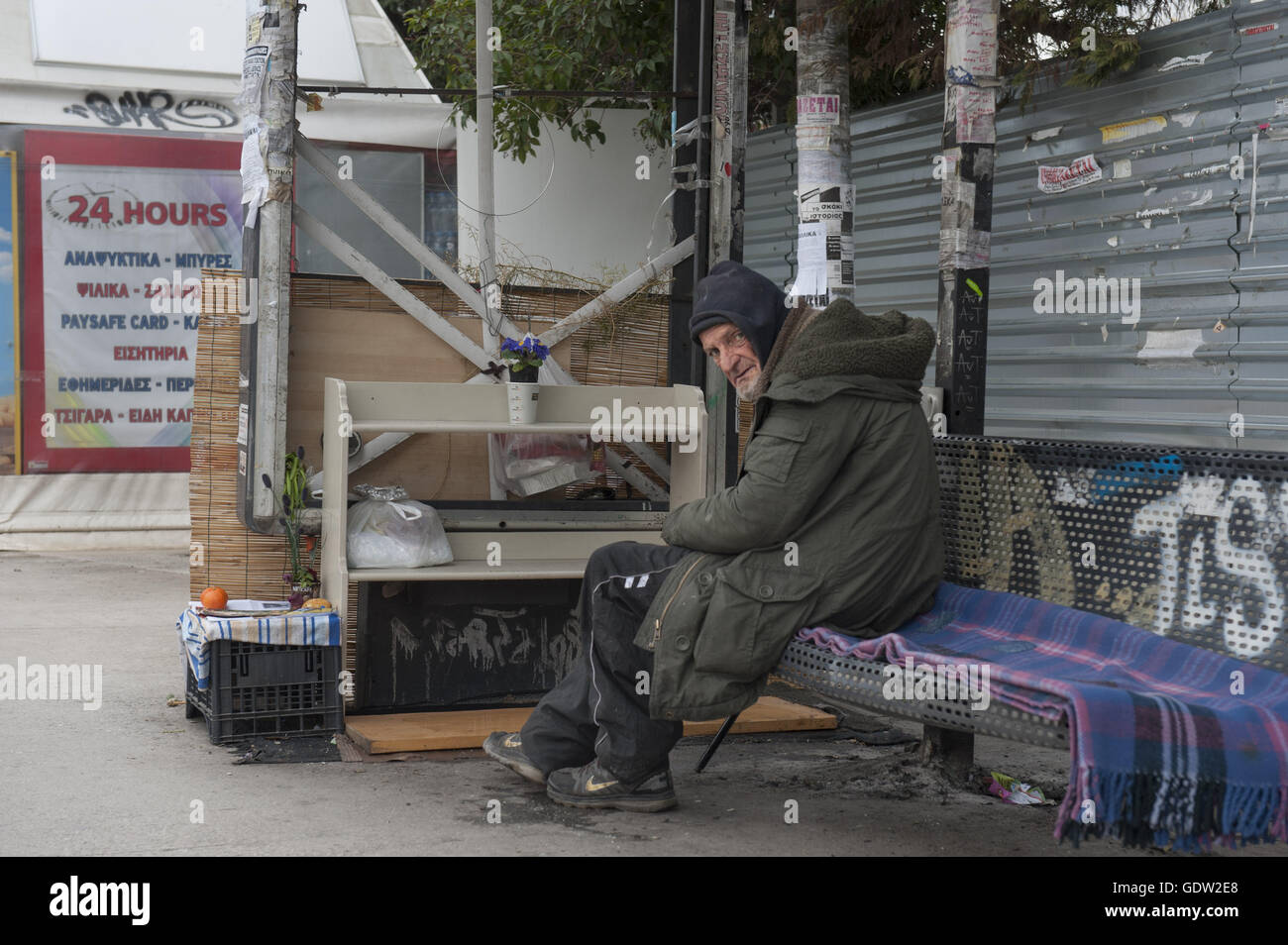 Homeless bus hi-res stock photography and images - Alamy