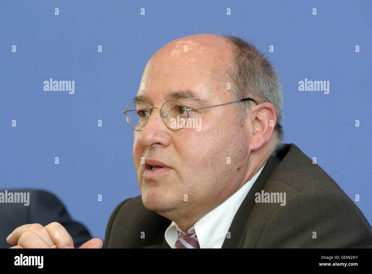 Chairman of the left and gregor gysi hi-res stock photography and ...