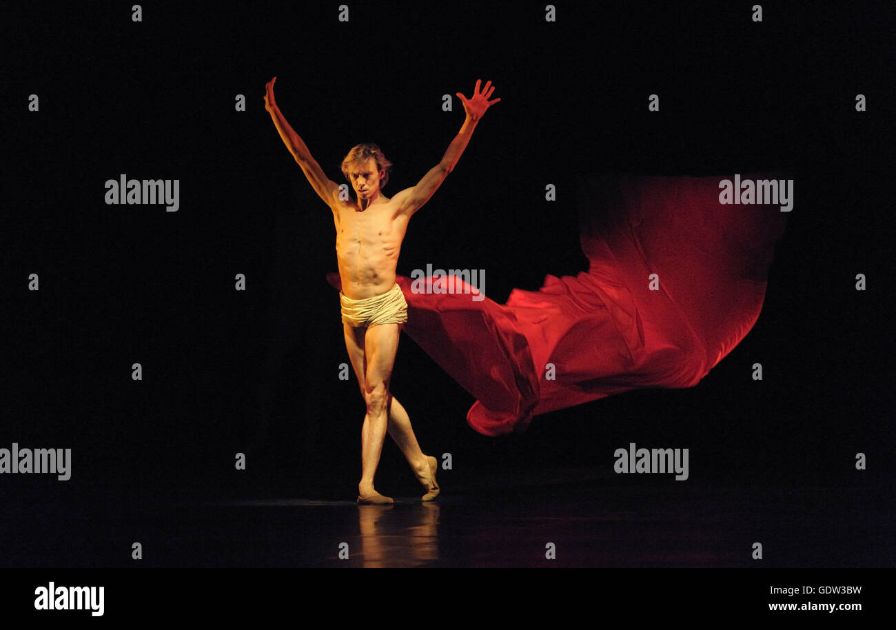 Vladimir malakhov hi-res stock photography and images - Alamy