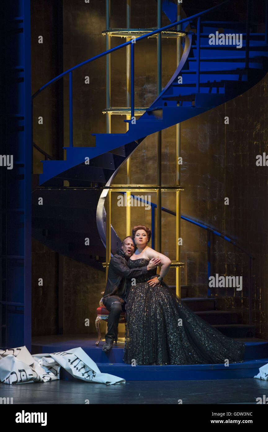 'Nabucco', director: Keith Warner Stock Photo - Alamy