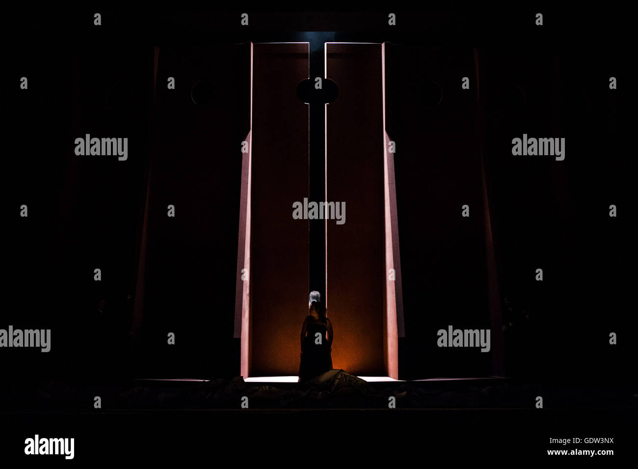 Anna warner hi-res stock photography and images - Alamy