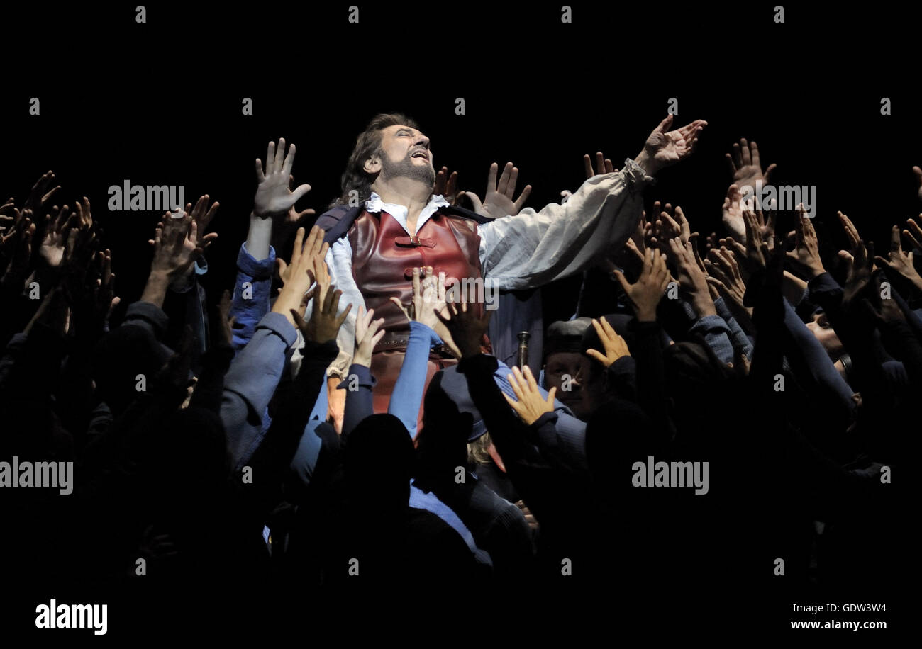 'Simon Boccanegra', stage director: Federico Tiezzi Stock Photo - Alamy