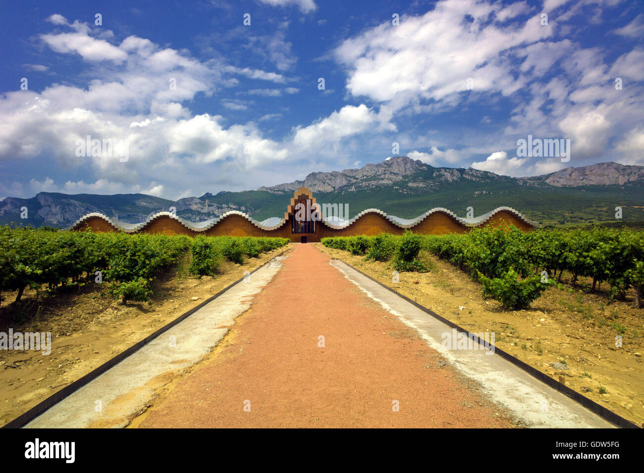 Ysios winery hi-res stock photography and images - Alamy