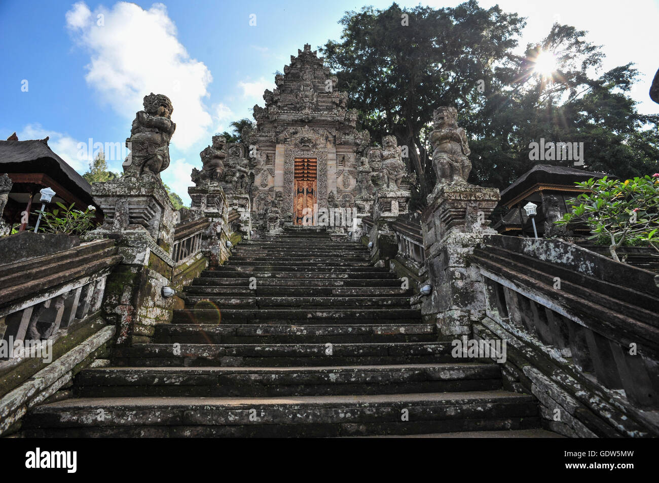 Ancient balinese temple sculpture hi-res stock photography and images ...