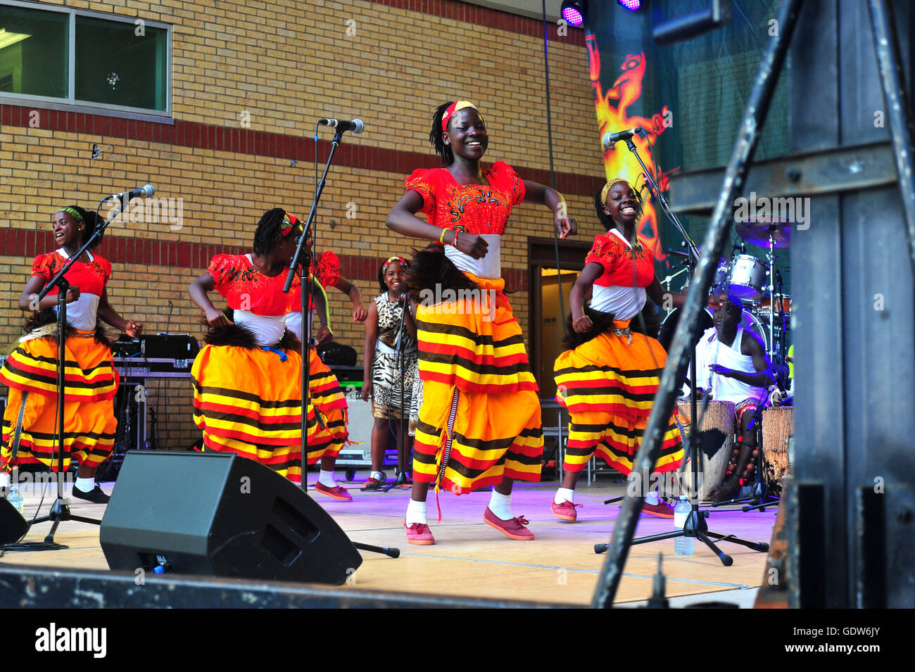 Ugandan child dancers hi-res stock photography and images - Alamy
