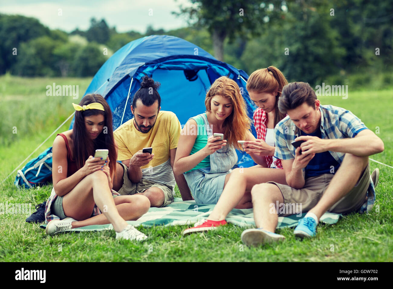 Smartphone tourism hi-res stock photography and images - Alamy