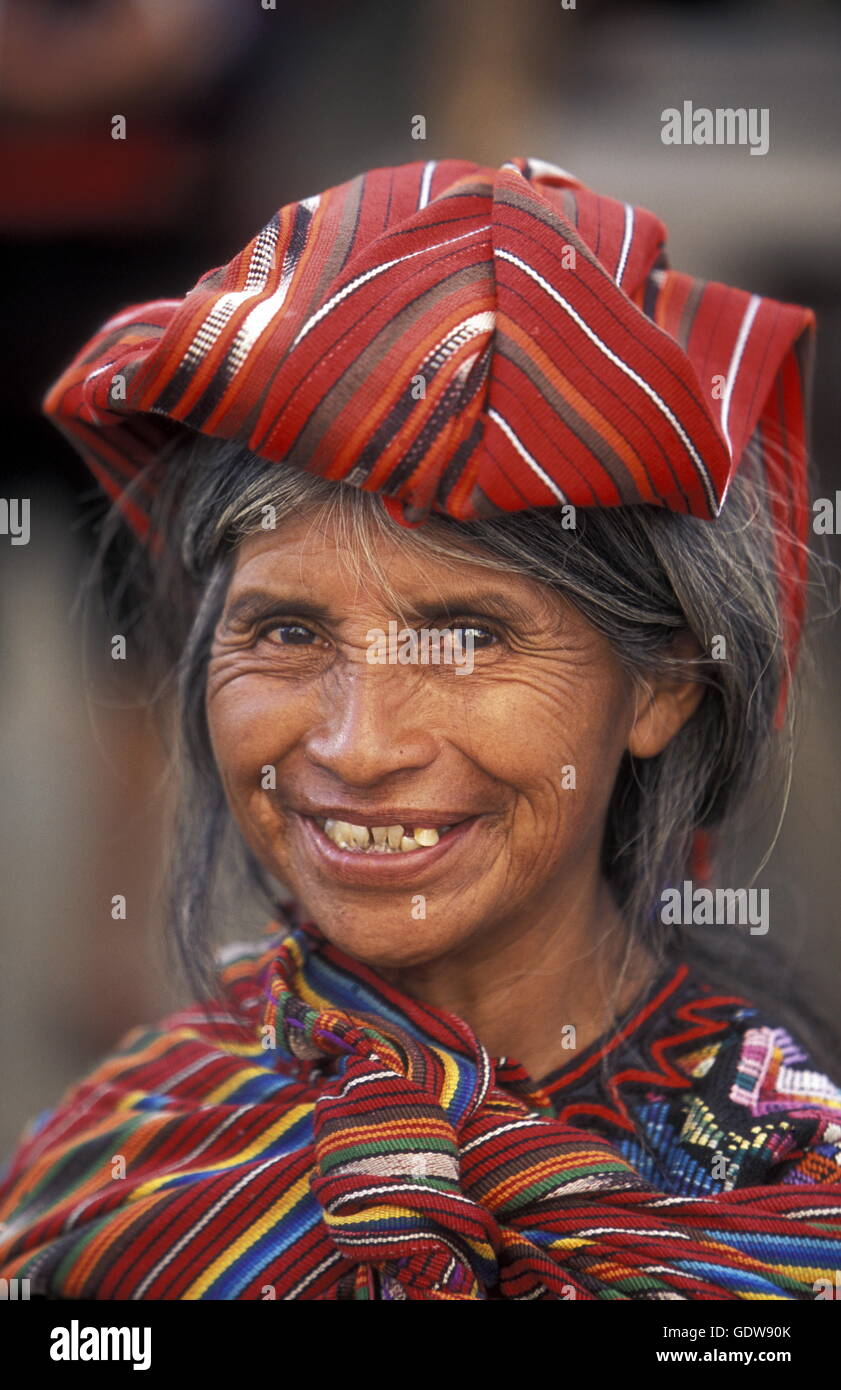 Traditional clotes hi-res stock photography and images - Alamy