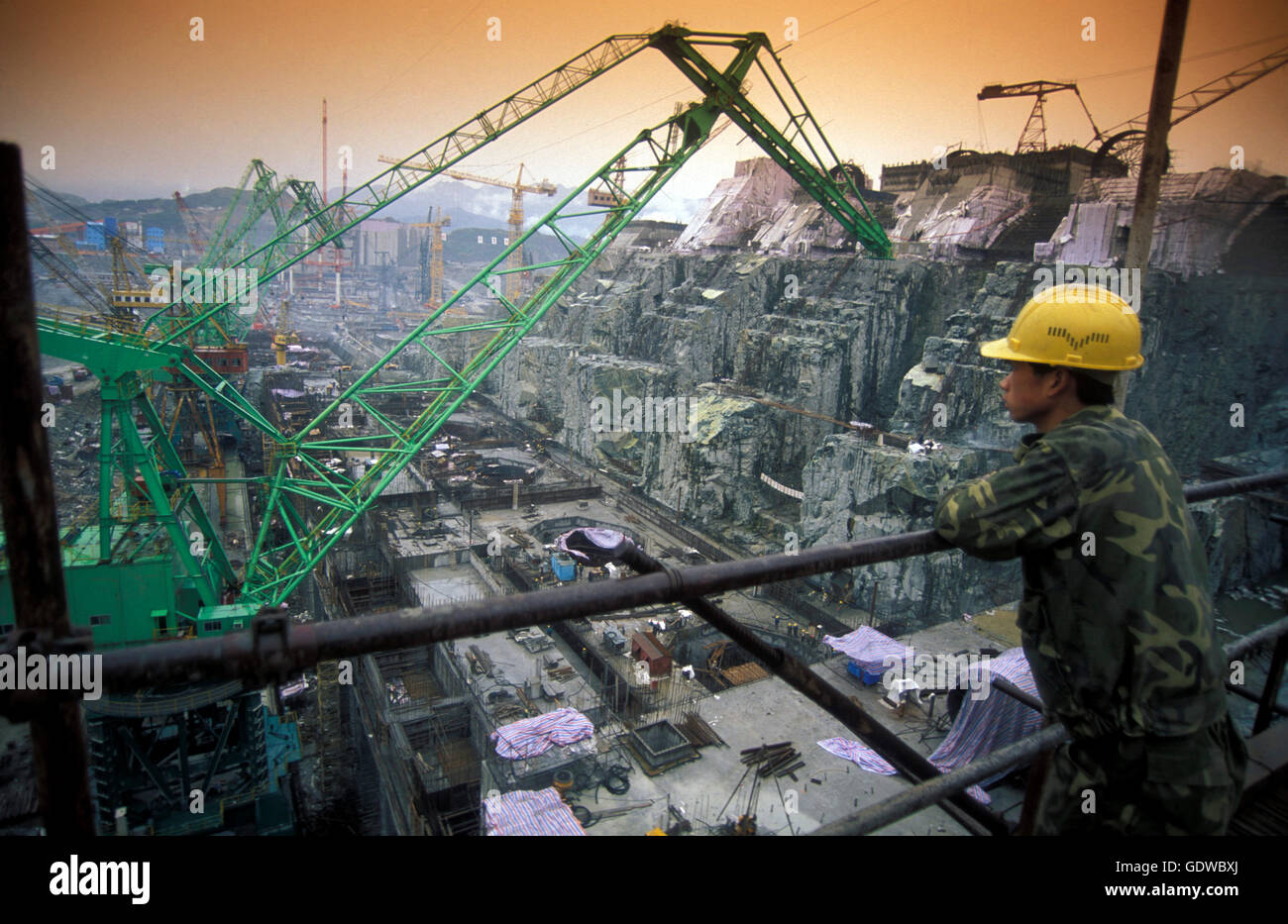the constructions work at the three gorges dam project on the yangzi ...