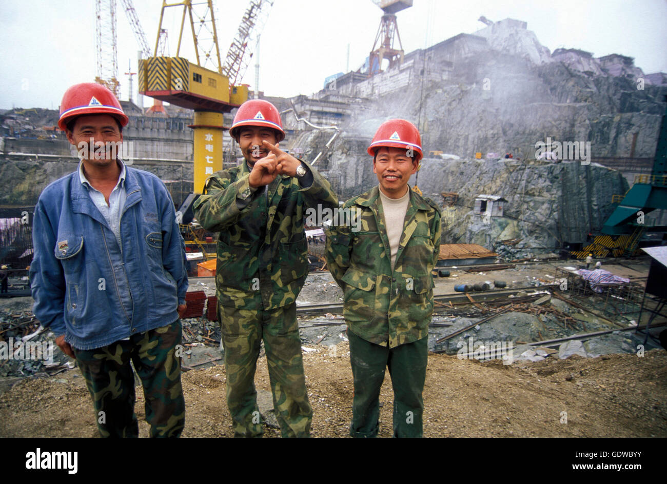 the constructions work at the three gorges dam project on the yangzi ...