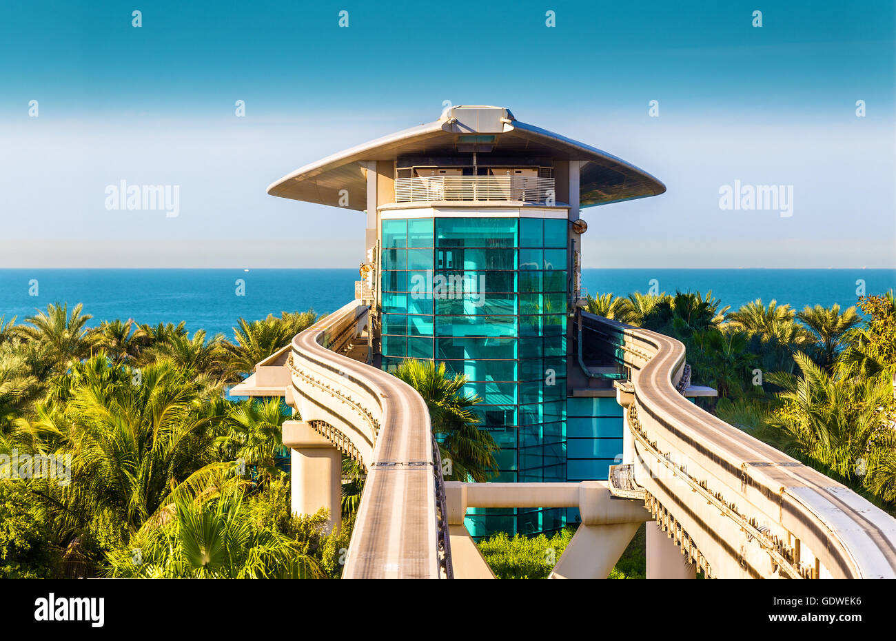 Atlantis dubai resort palm hi-res stock photography and images - Alamy