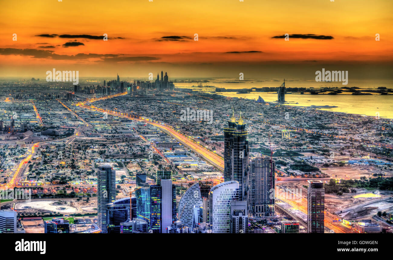 Evening sunset view dubai hi-res stock photography and images - Alamy