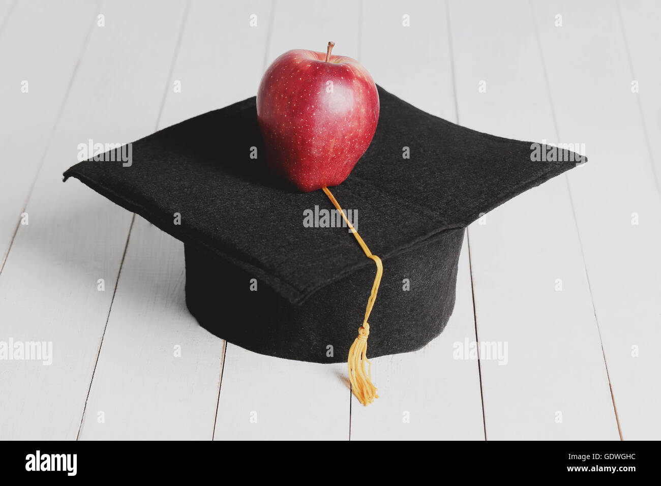 Academic diploma hi-res stock photography and images - Alamy