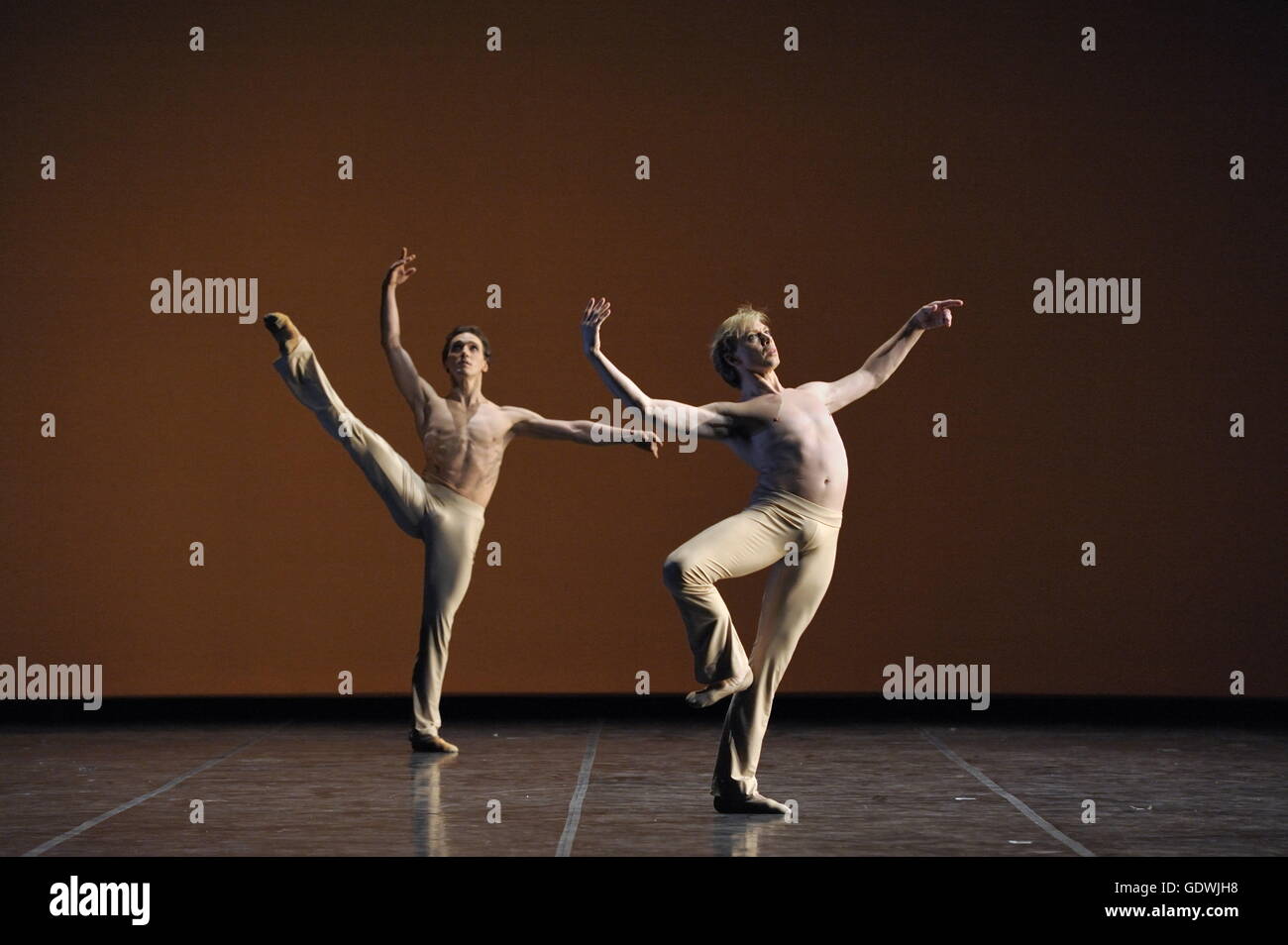 'Season Opening Ballet Gala', Staatsballett Berlin Stock Photo - Alamy