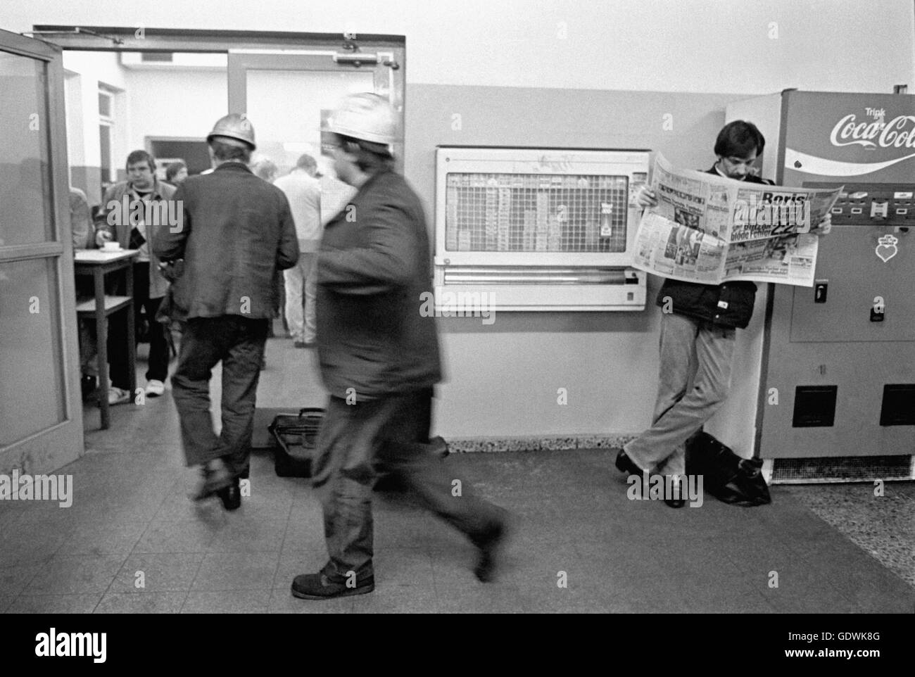 Coal mine workers shift change Black and White Stock Photos & Images ...