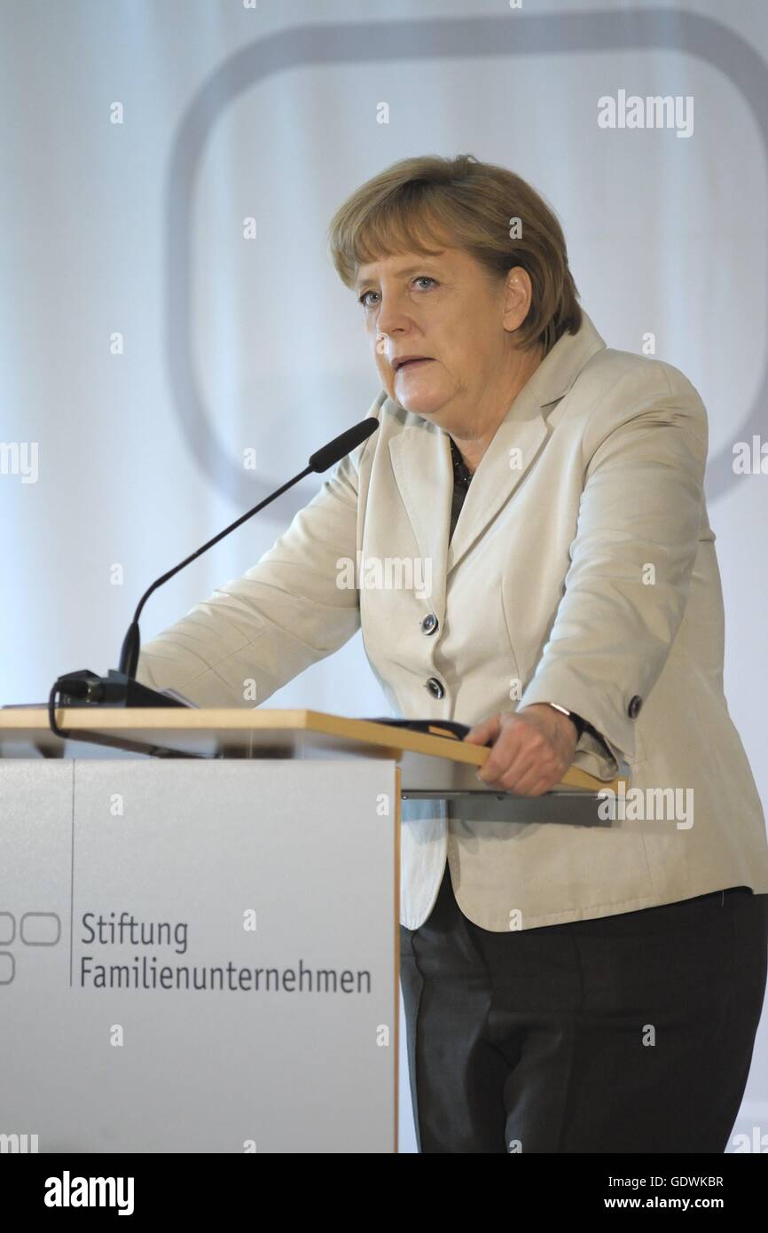 German chancellor angela merkel family hi-res stock photography and ...
