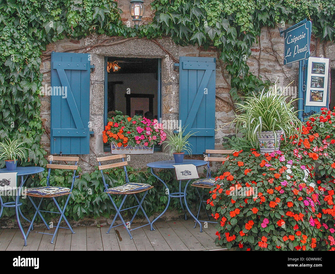 Murs bretagne france hi-res stock photography and images - Alamy