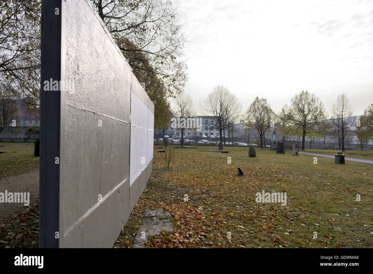 Invalidenfriedhof cemetery hi-res stock photography and images - Alamy