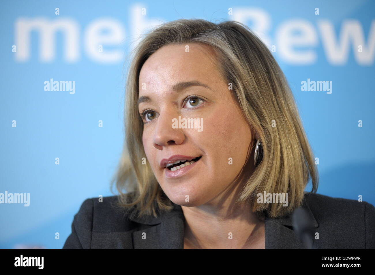 Kristina schroeder hi-res stock photography and images - Alamy