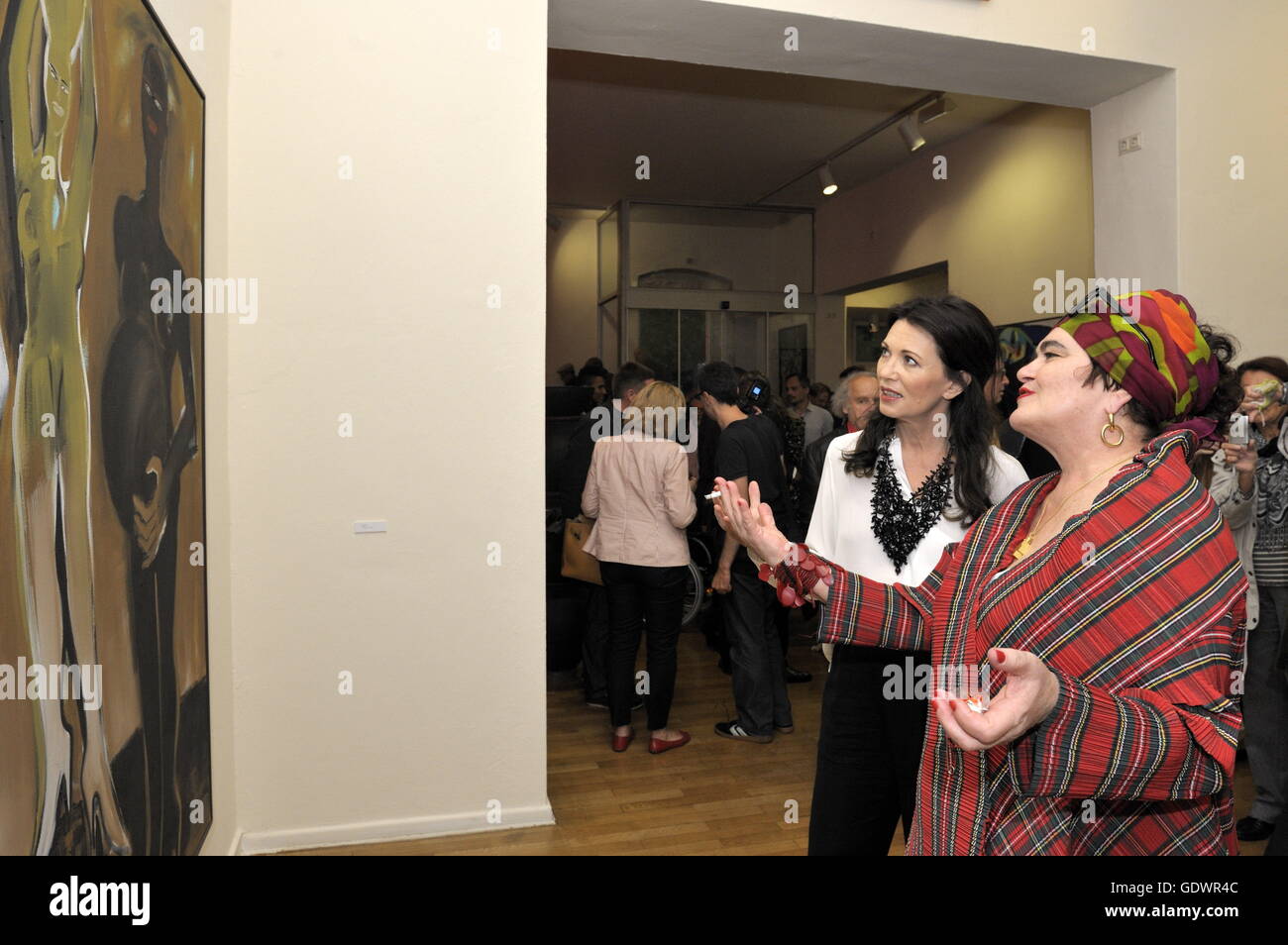 Actress elvira hi-res stock photography and images - Alamy