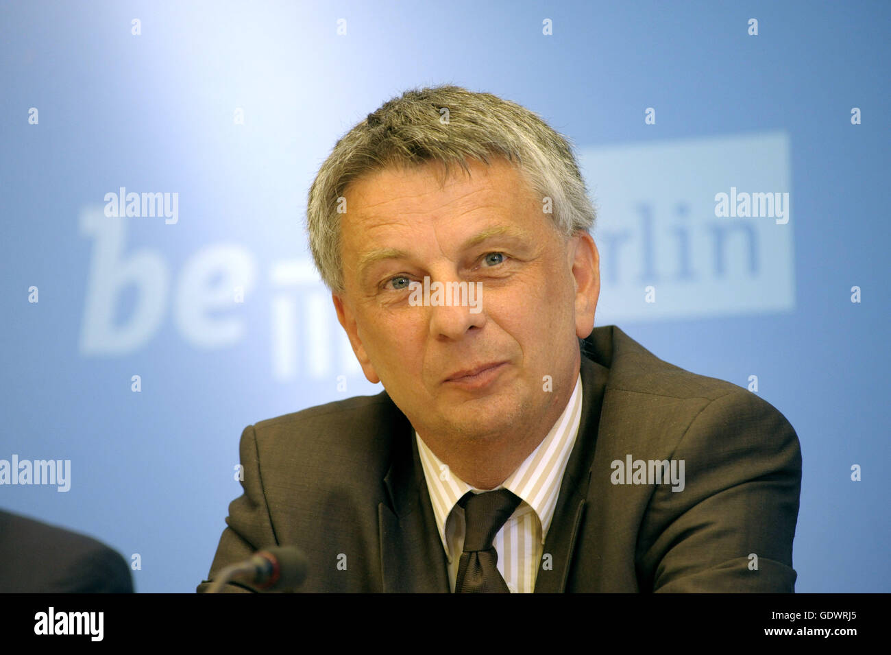 Richard meng hi-res stock photography and images - Alamy
