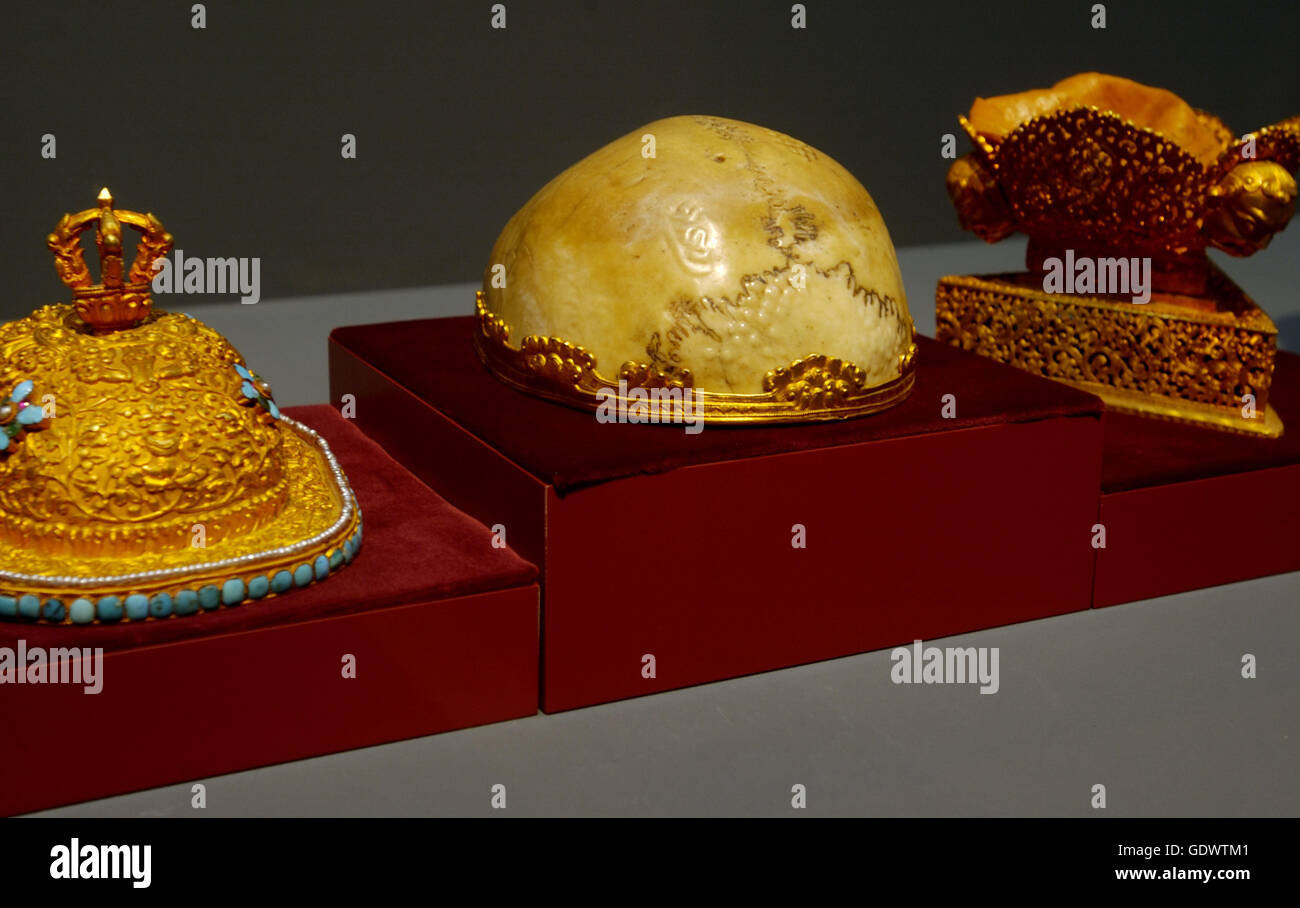 Open exhibition hi-res stock photography and images - Alamy