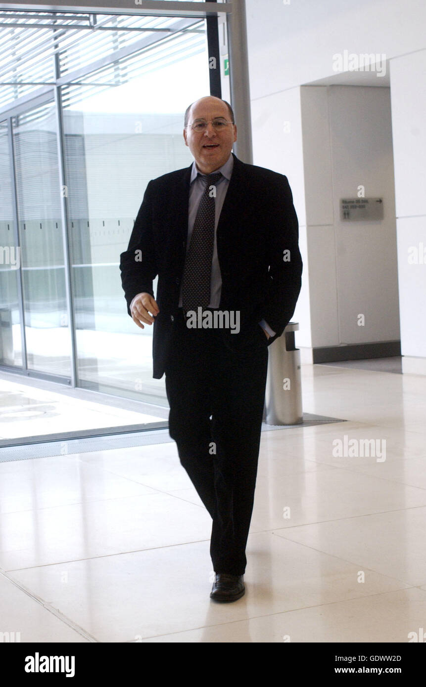 Gysi hi-res stock photography and images - Alamy