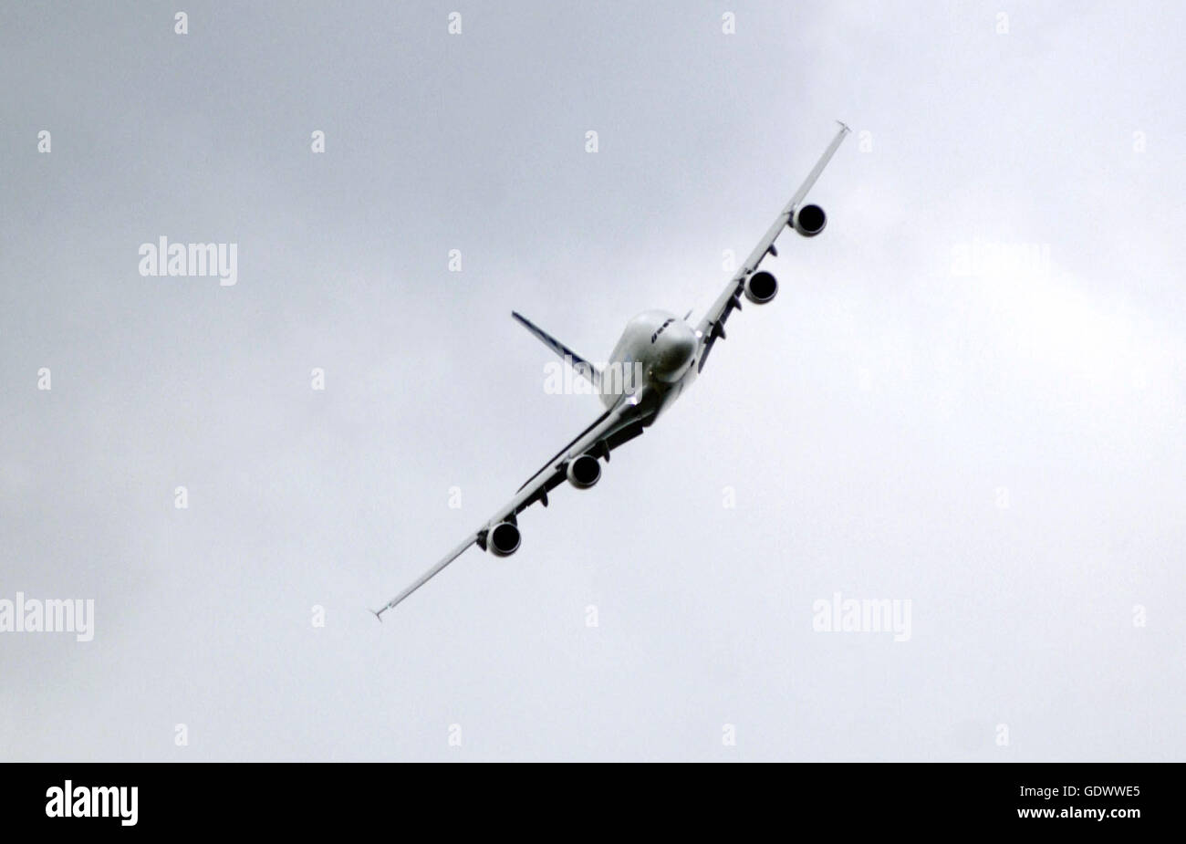 An airbus a380 airliner flight hi-res stock photography and images - Alamy