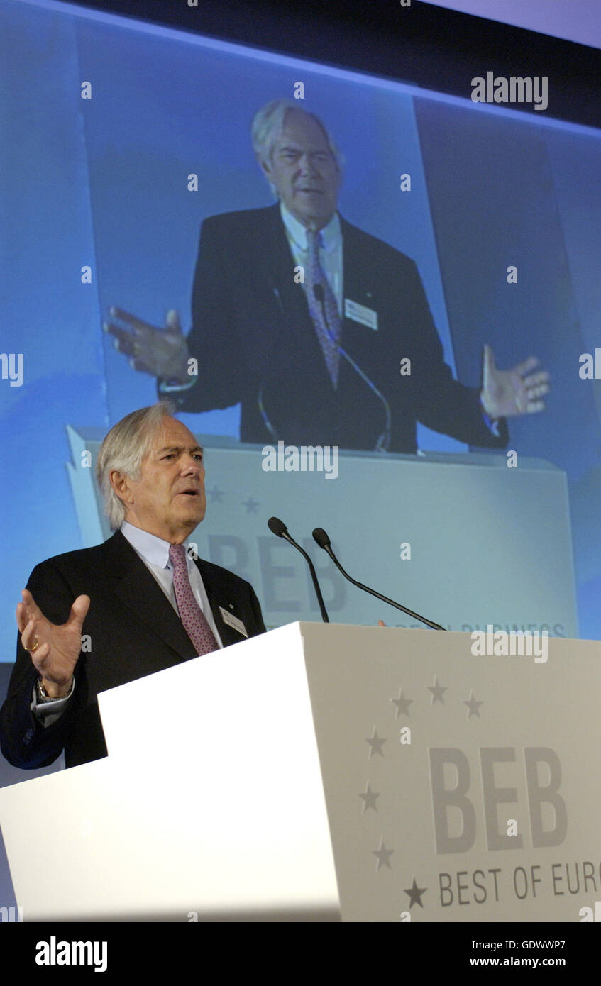 Berger chairman board hi-res stock photography and images - Alamy