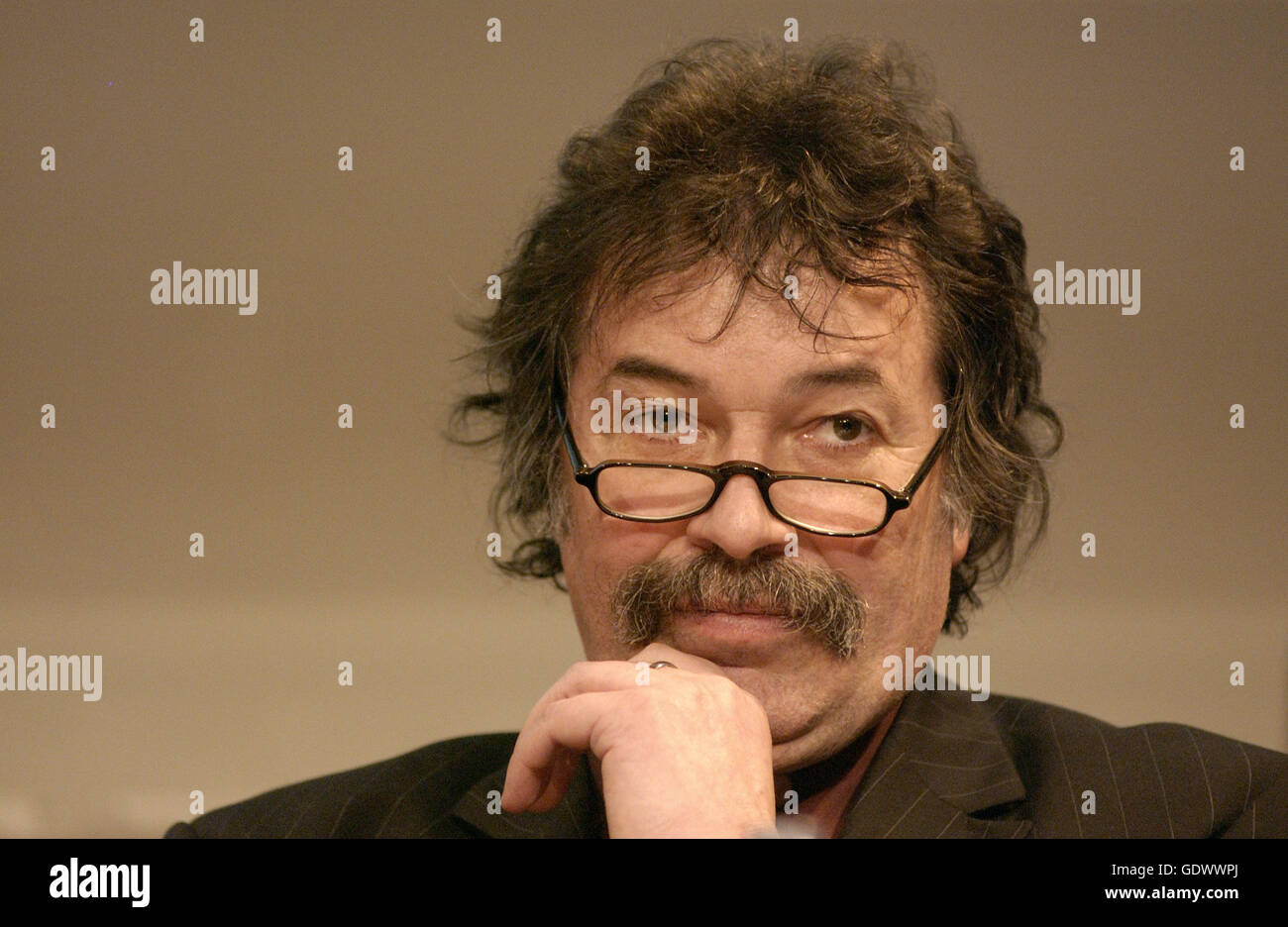 Walter kraemer hi-res stock photography and images - Alamy