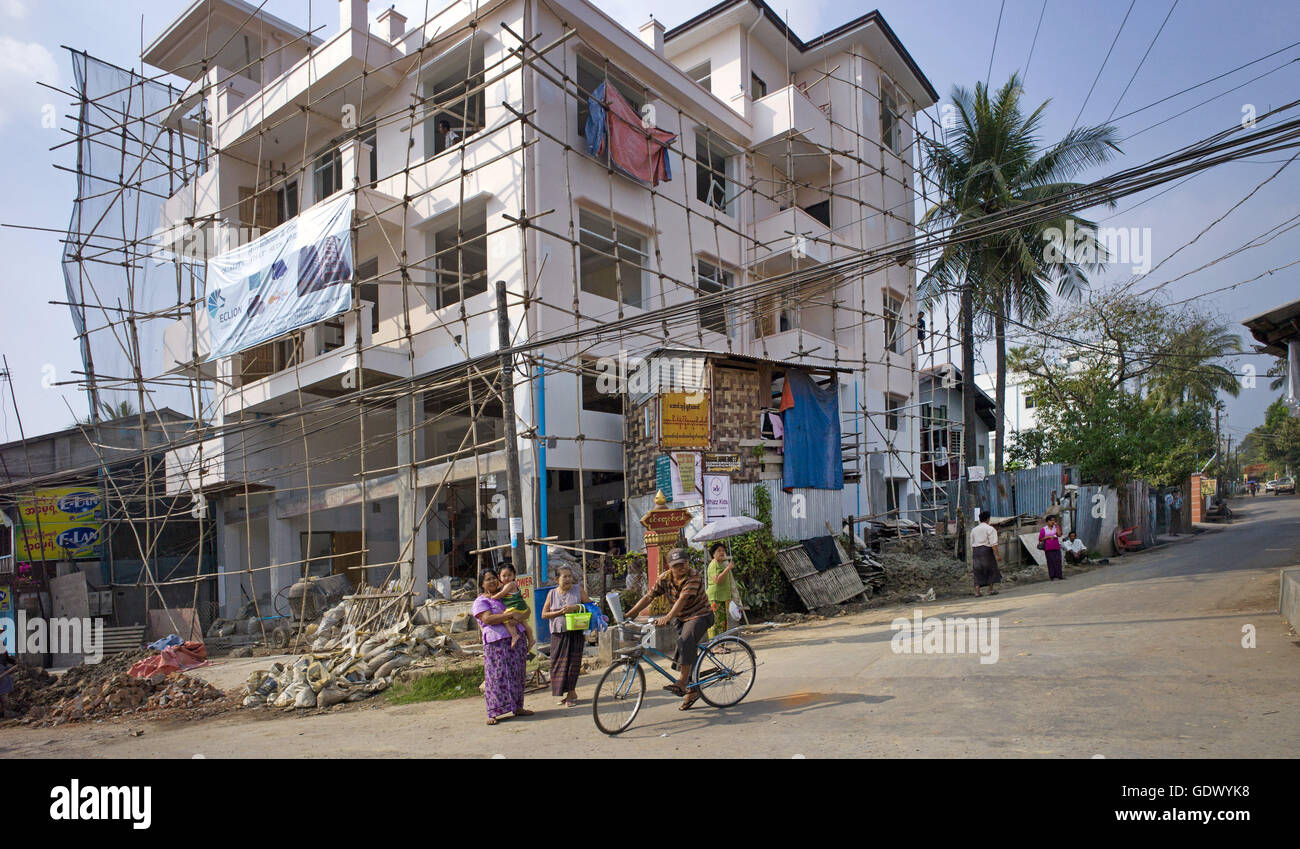 Infrastructure construction myanmar hi-res stock photography and images ...
