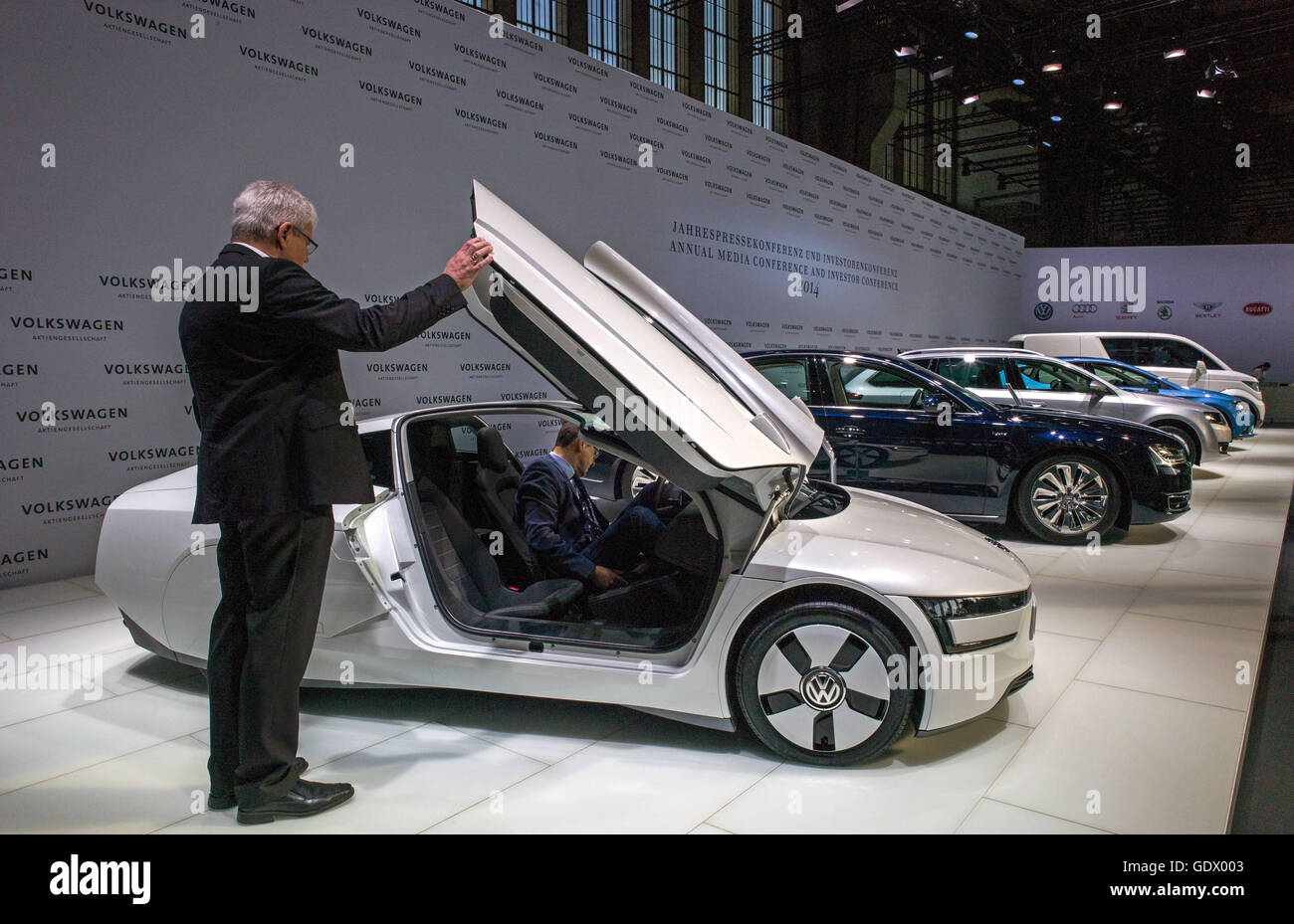 The 1 litre car xl1 hi-res stock photography and images - Alamy