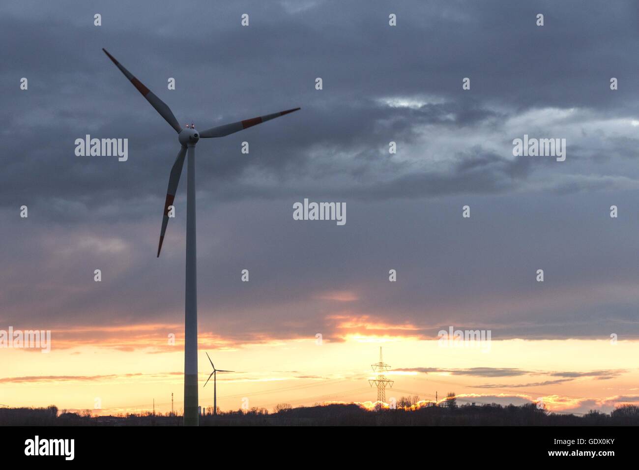 Wind park farm hi-res stock photography and images - Alamy