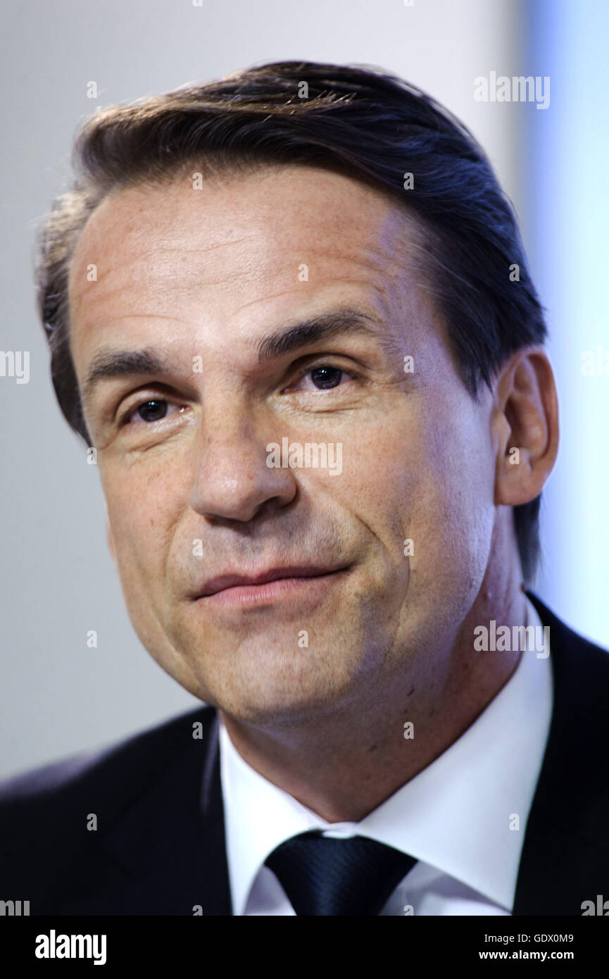 Member of the bertelsmann ag executive board hi-res stock photography ...