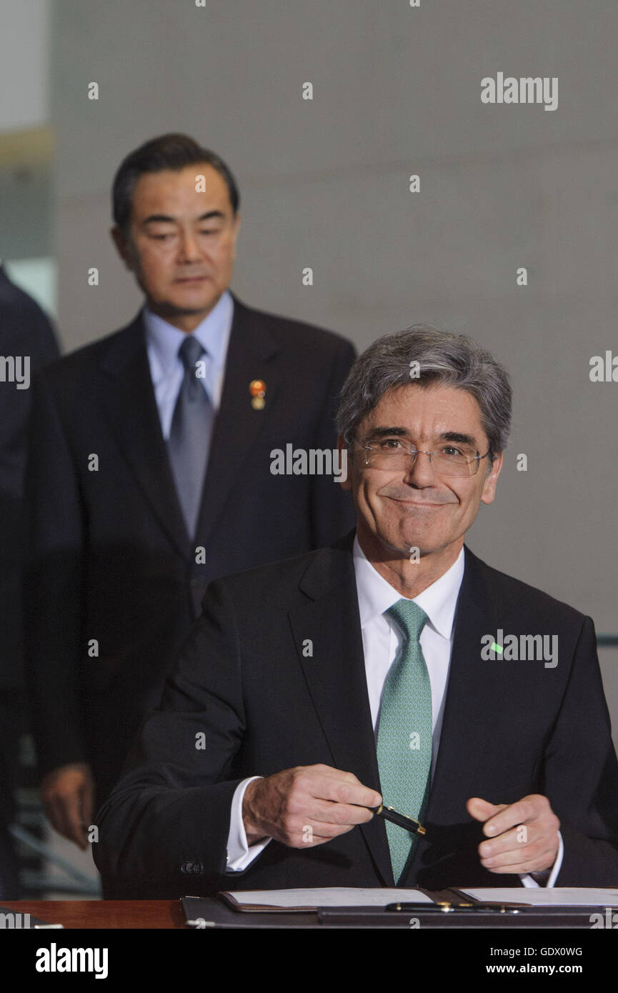 Kaeser hi-res stock photography and images - Alamy