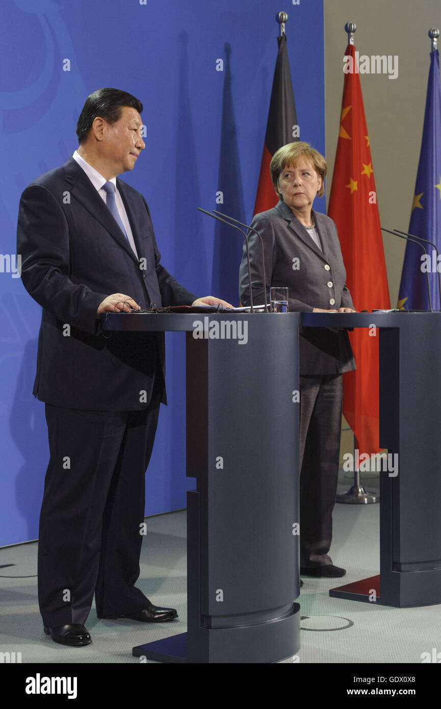 Xi and Merkel Stock Photo - Alamy