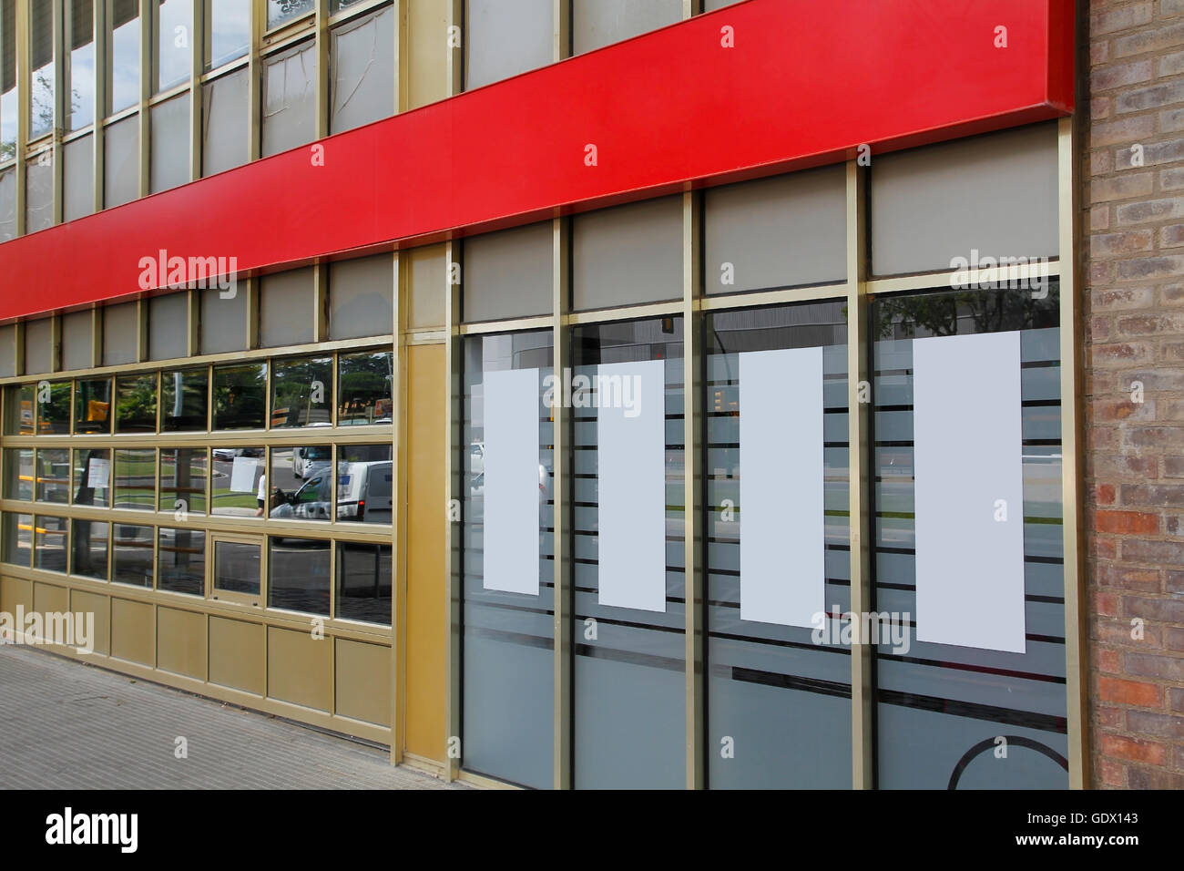 Front store front store storefront hi-res stock photography and images ...