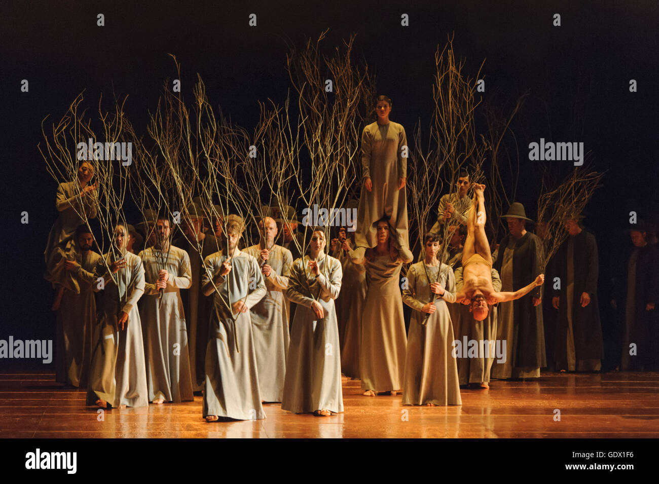 Tannhaeuser singers hi-res stock photography and images - Alamy