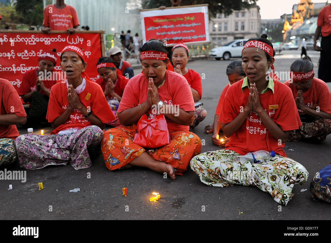 Win tin hi-res stock photography and images - Alamy